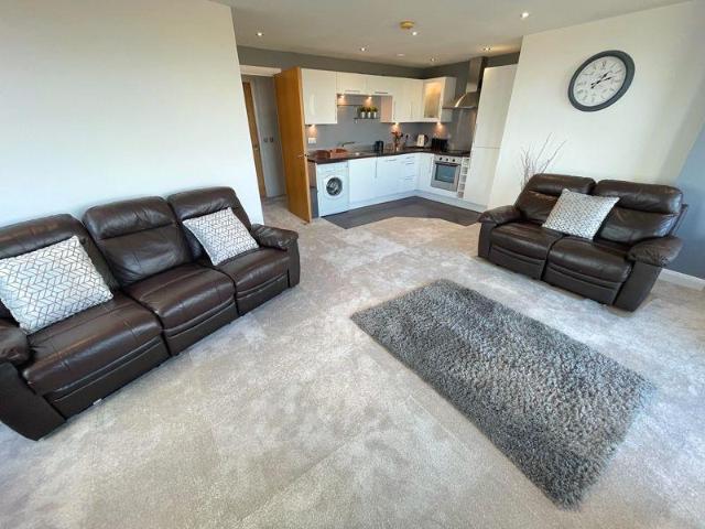 2 bedroom apartment to rent