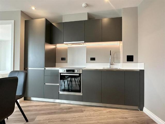 2 bedroom apartment to rent
