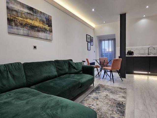 2 bedroom apartment to rent