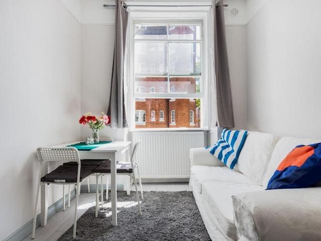 2 bedroom apartment to rent
