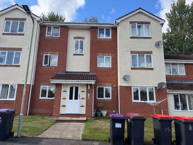 2 bedroom apartment to rent