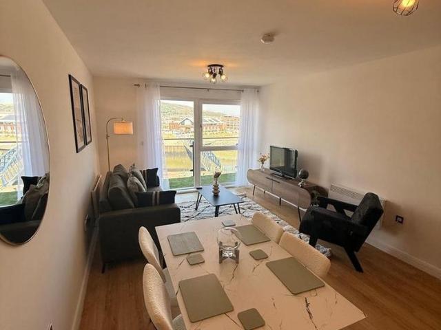 2 bedroom apartment to rent