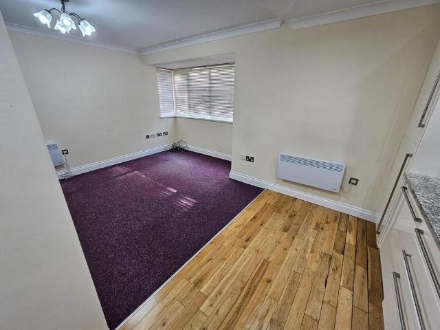 2 bedroom apartment to rent