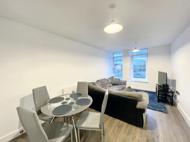 2 bedroom apartment to rent