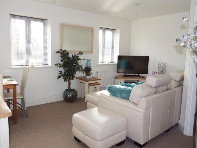 2 bedroom apartment to rent