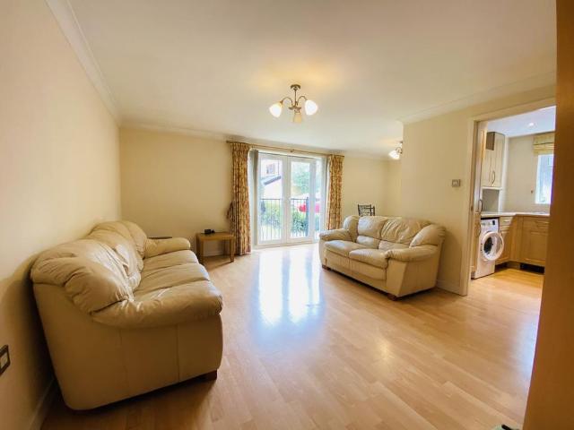 2 bedroom apartment to rent