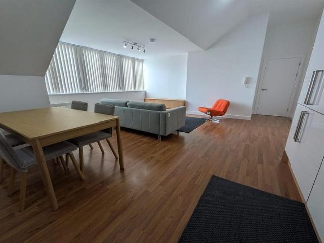 2 bedroom apartment to rent