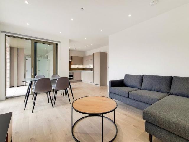 2 bedroom apartment to rent