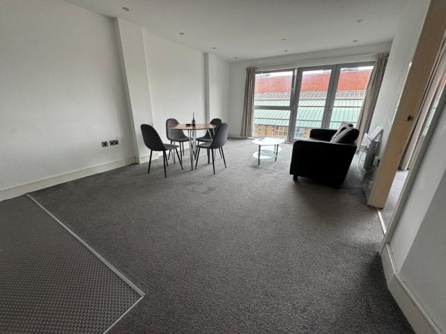 2 bedroom apartment to rent