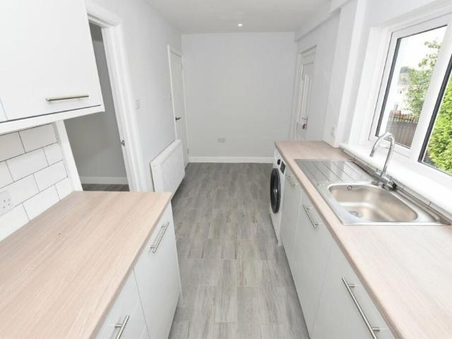 2 bedroom apartment to rent