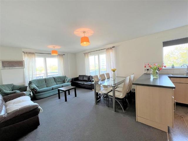 2 bedroom apartment to rent