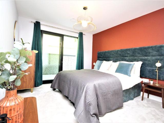 2 bedroom apartment to rent