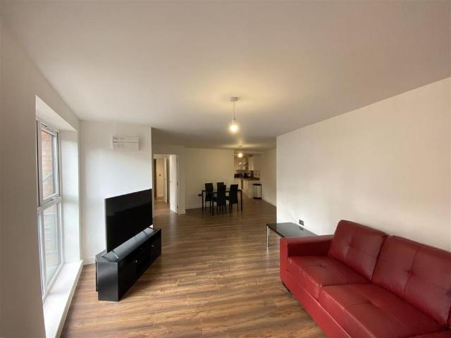 2 bedroom apartment to rent