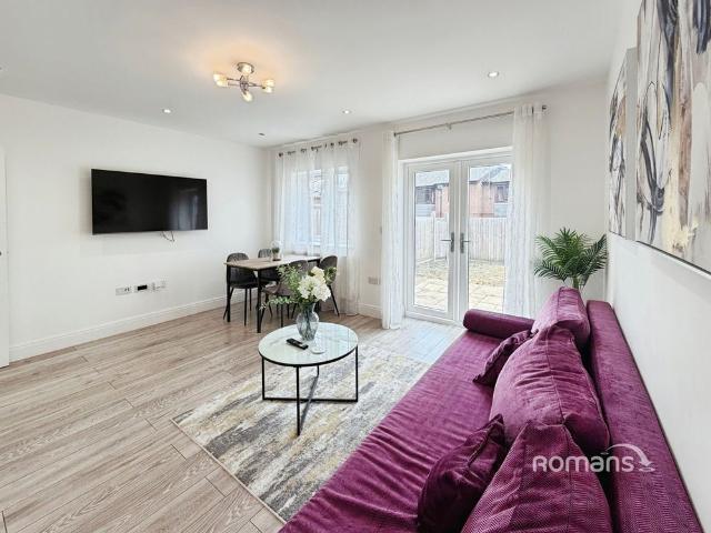 2 bedroom apartment to rent