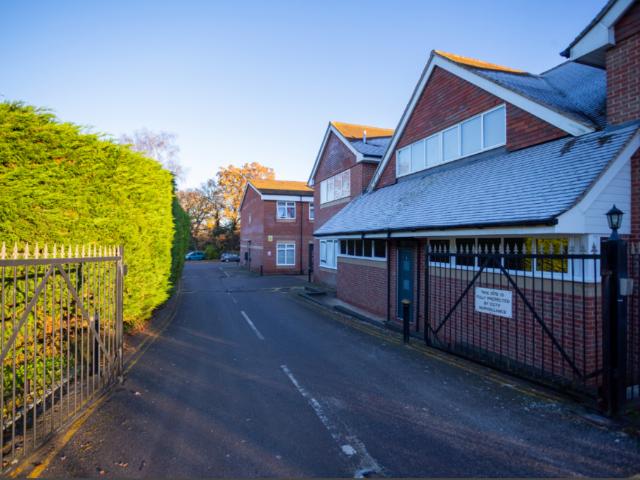 2 bedroom apartment to rent