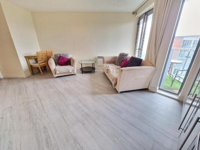 2 bedroom apartment to rent