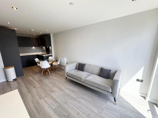 2 bedroom apartment to rent