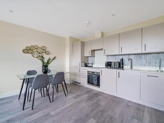 2 bedroom apartment to rent