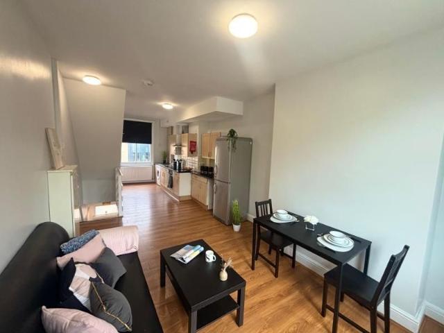 2 bedroom apartment to rent