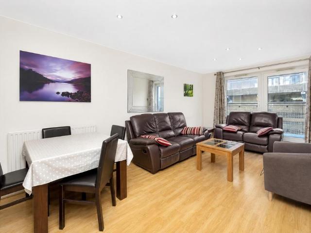 2 bedroom apartment to rent