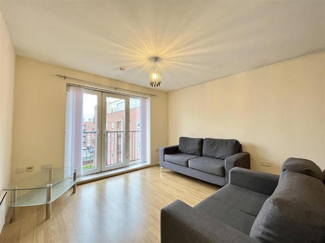 2 bedroom apartment to rent
