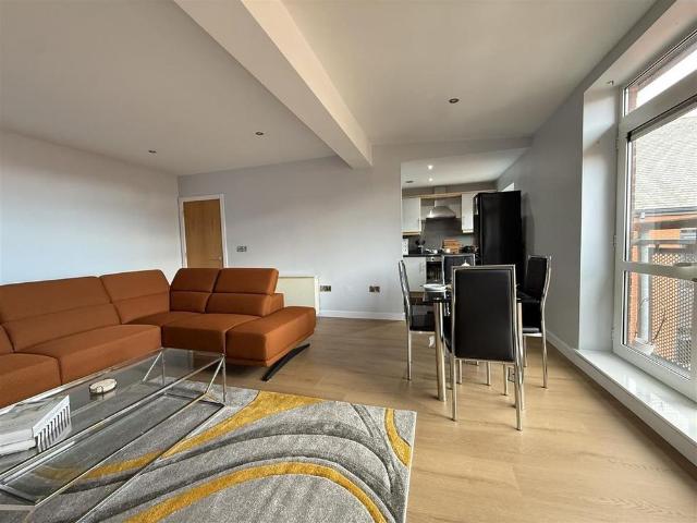 2 bedroom apartment to rent