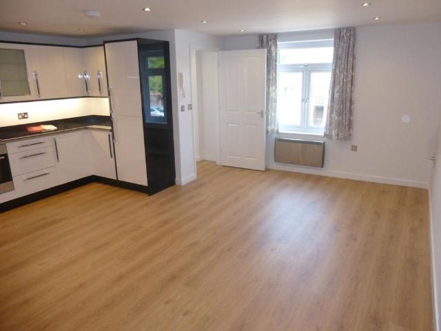 2 bedroom apartment to rent