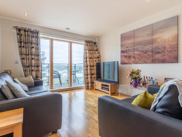 2 bedroom apartment to rent