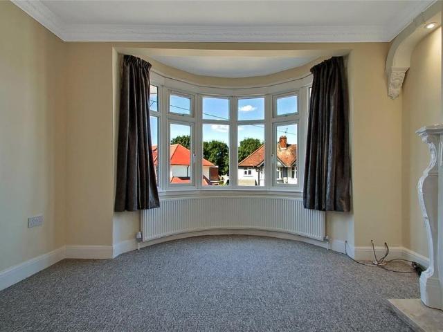 2 bedroom apartment to rent