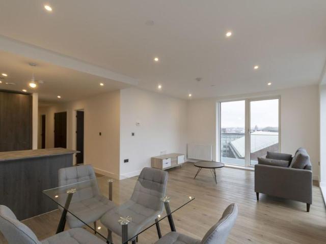2 bedroom apartment to rent