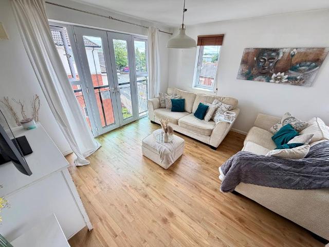 2 bedroom apartment to rent