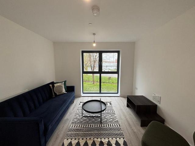 2 bedroom apartment to rent