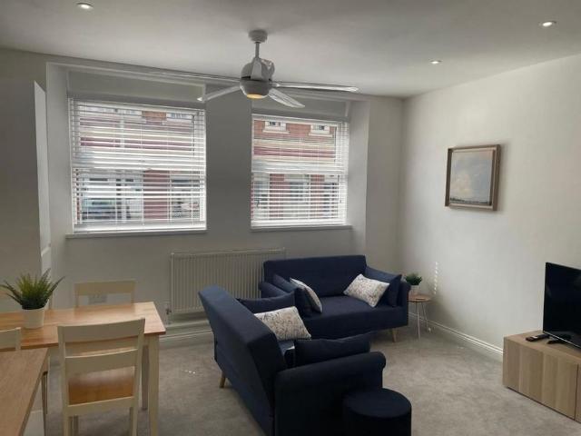 2 bedroom apartment to rent