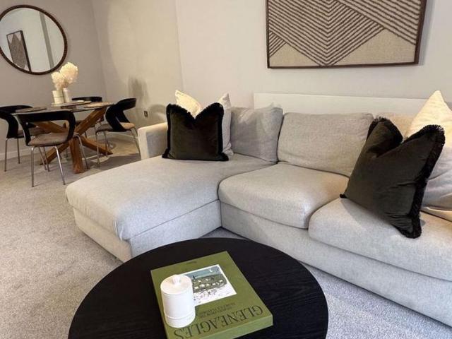 2 bedroom apartment to rent