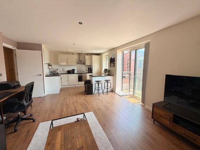 2 bedroom apartment to rent