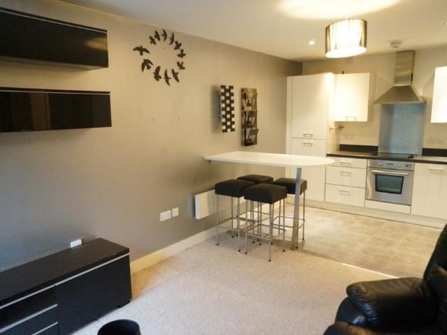2 bedroom apartment to rent