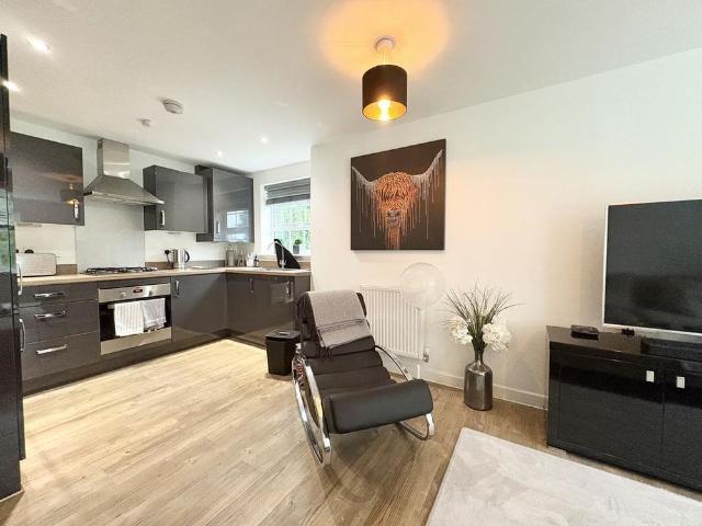 2 bedroom apartment to rent