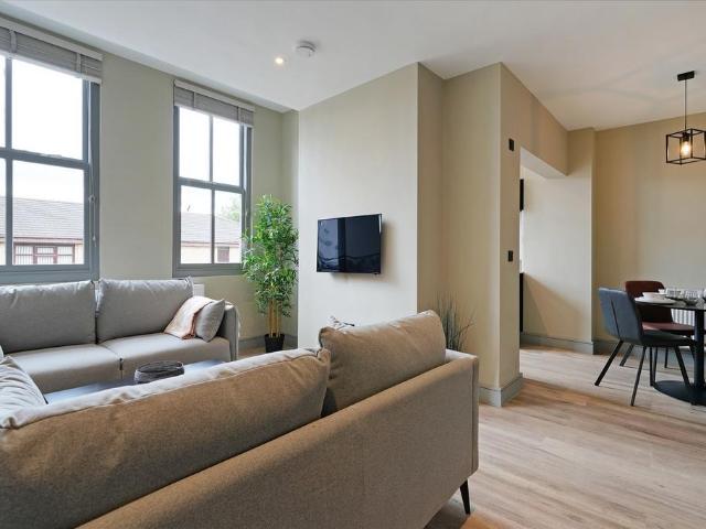 2 bedroom apartment to rent