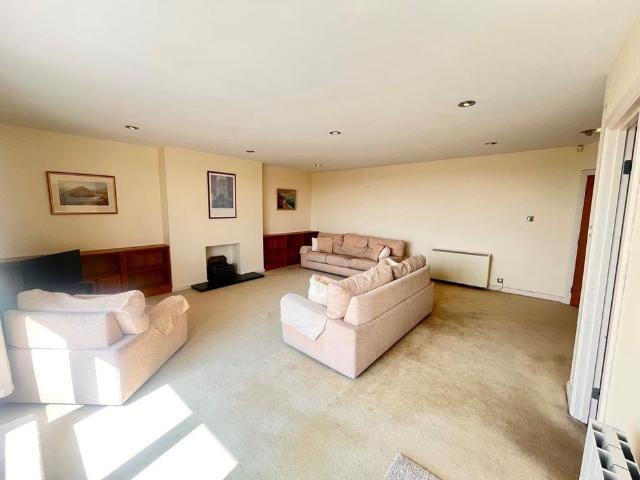 2 bedroom apartment to rent
