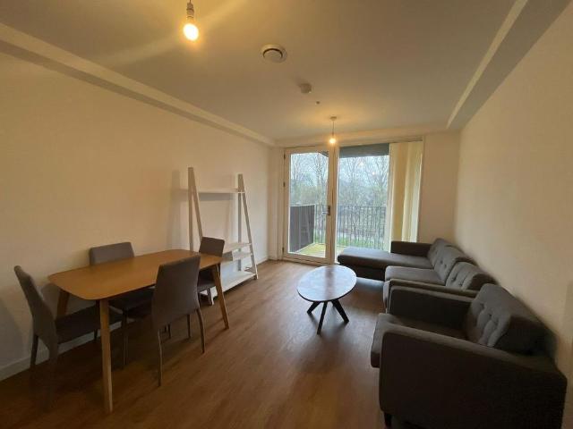 2 bedroom apartment to rent