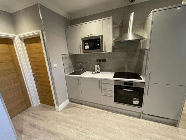 2 bedroom apartment to rent