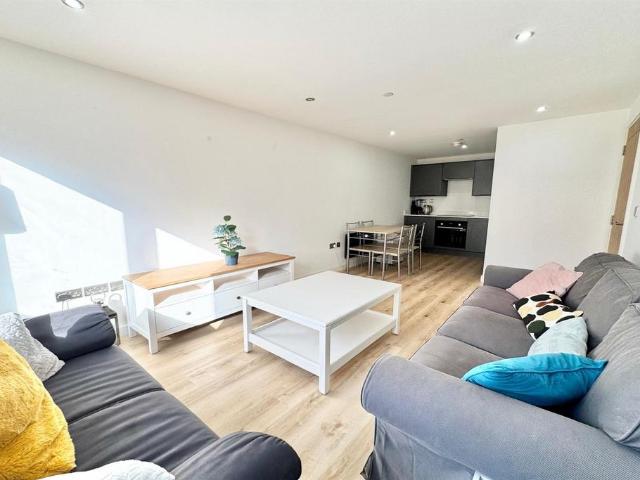 2 bedroom apartment to rent