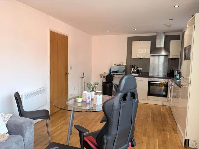 2 bedroom apartment to rent