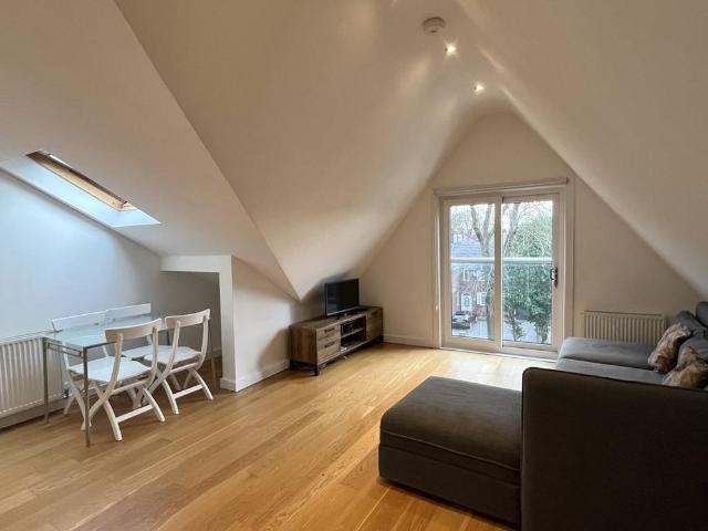 2 bedroom apartment to rent