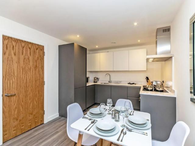 2 bedroom apartment to rent