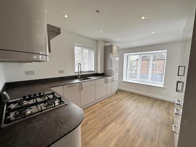 2 bedroom apartment to rent