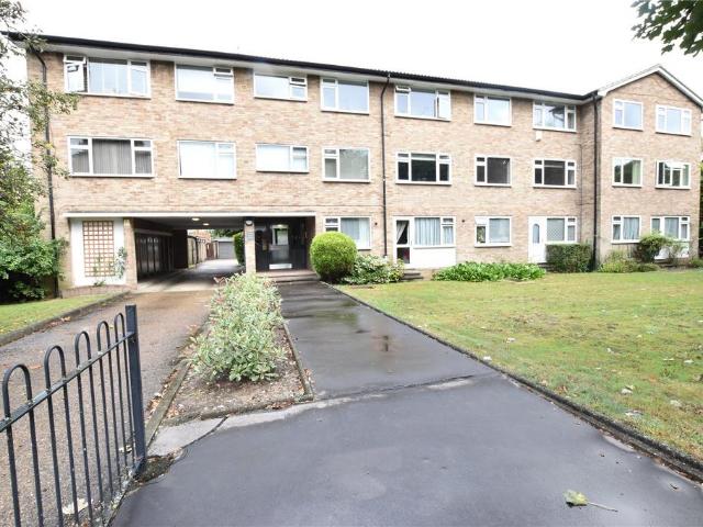 2 bedroom apartment to rent