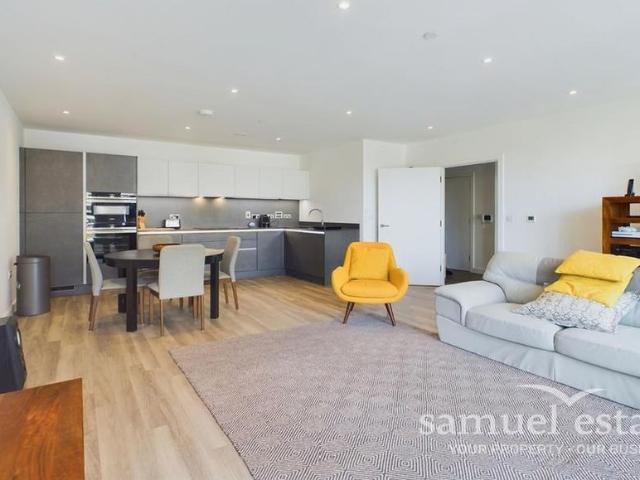2 bedroom apartment to rent