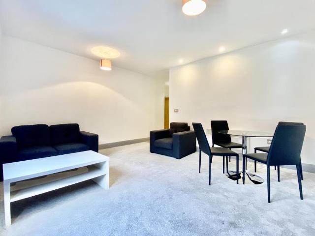 2 bedroom apartment to rent
