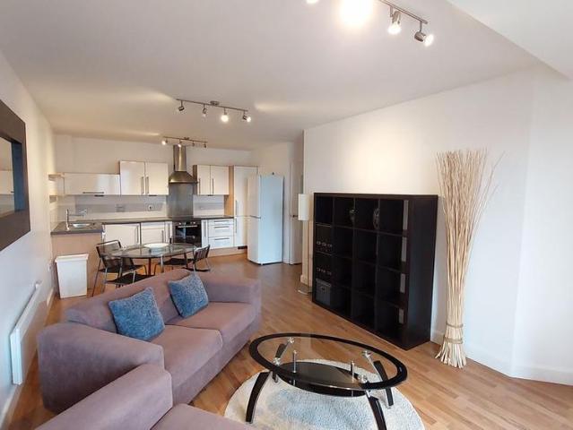 2 bedroom apartment to rent